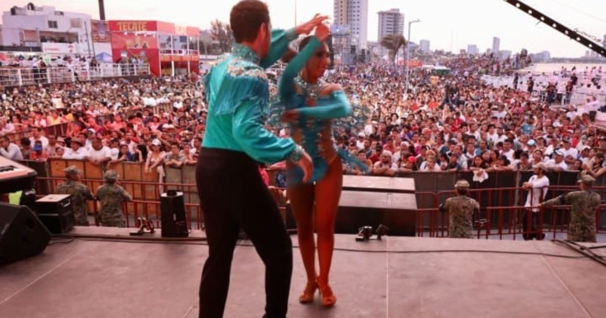 La salsa es el único género musical que nunca sale de la moda